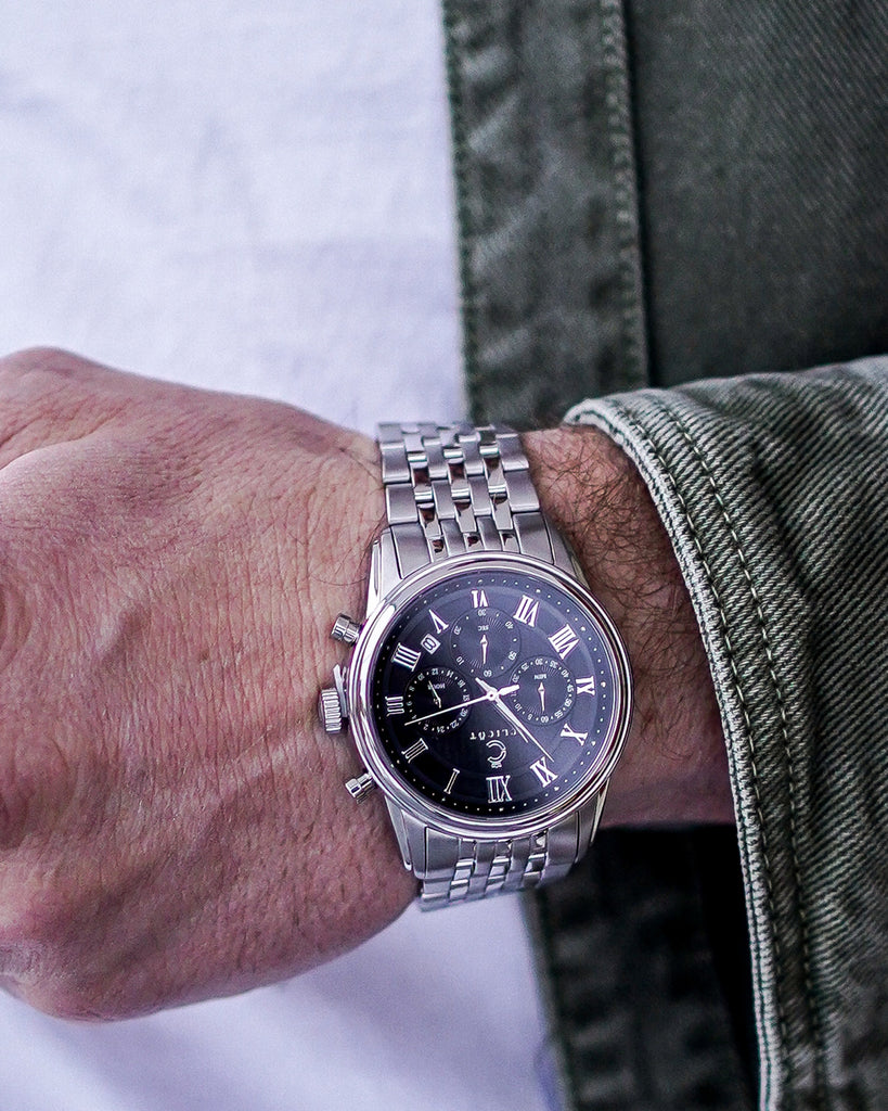 Affordable automatic luxury black and silver watch – Clicöt