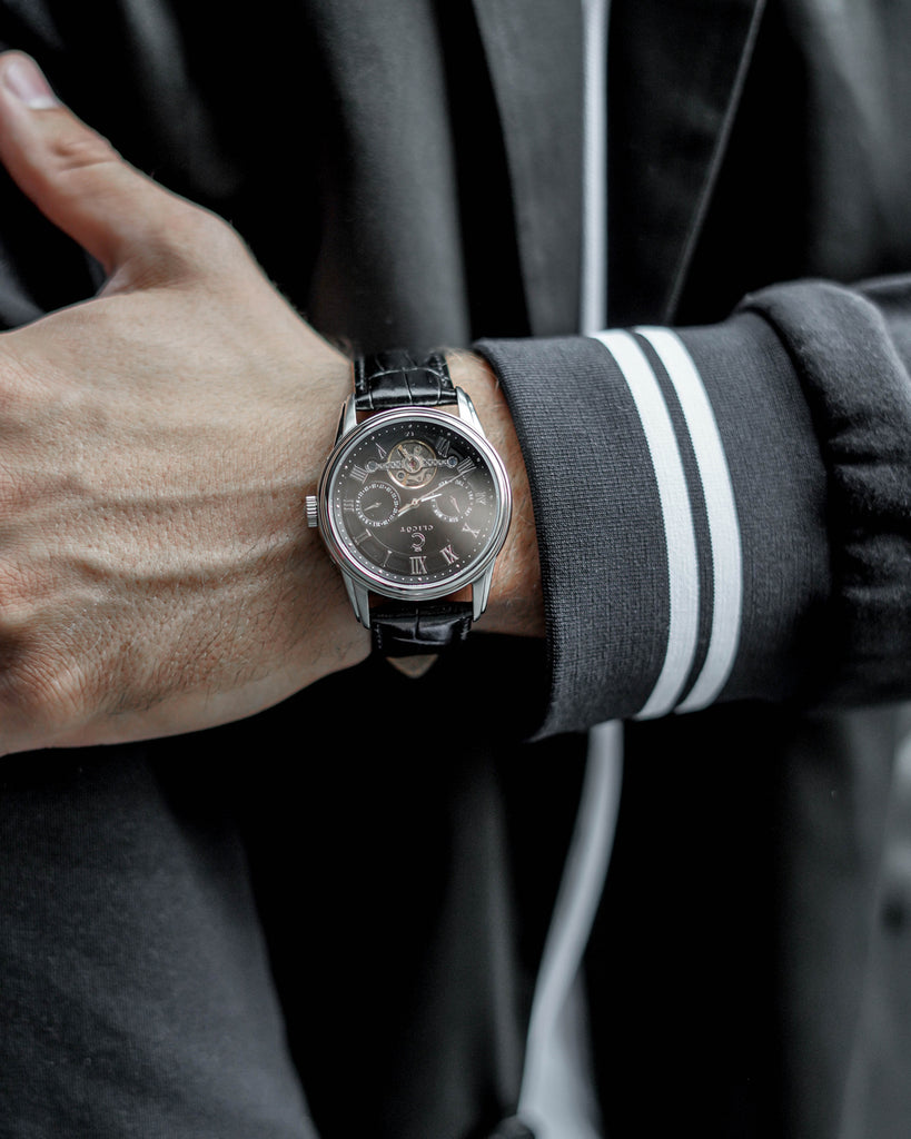 Affordable automatic luxury black and silver watch – Clicöt